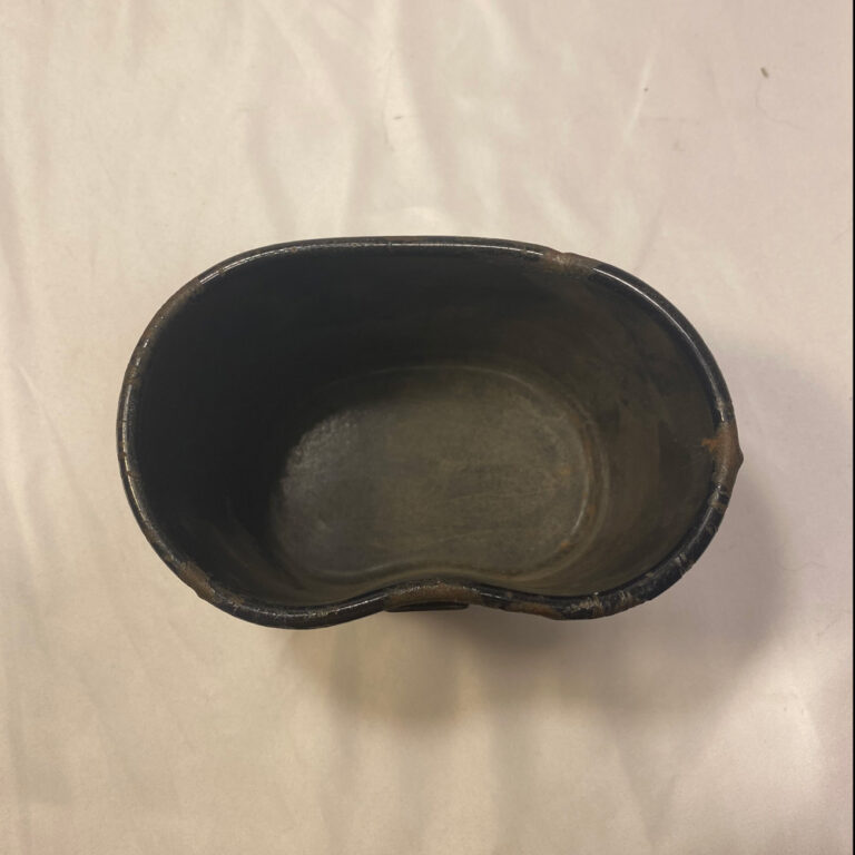 Rare WW2 US Porcelain Enamel Canteen Cup LF&C 1942 – Fitzkee Militaria ...