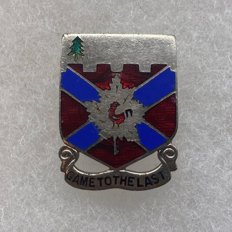 WW2 US Army 243rd Artillery Regiment DUI Screwback – Fitzkee Militaria ...