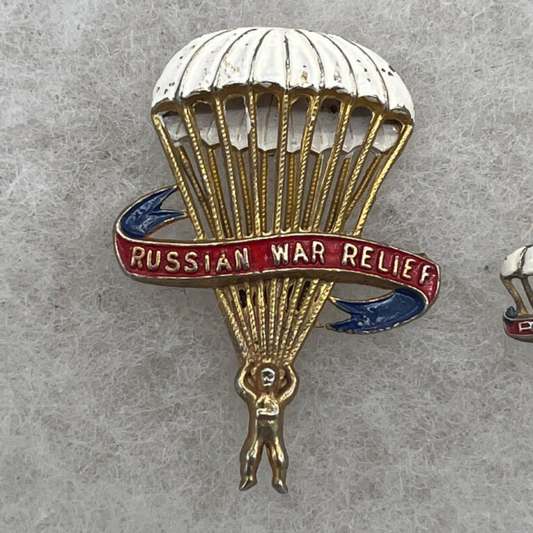 WW2 US Russian War Relief Pin Set Parachutist – Fitzkee Militaria ...