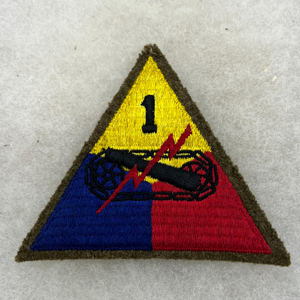 WW2 US Army 1st Armored Division Patch Embroidered on Wool Black Back ...
