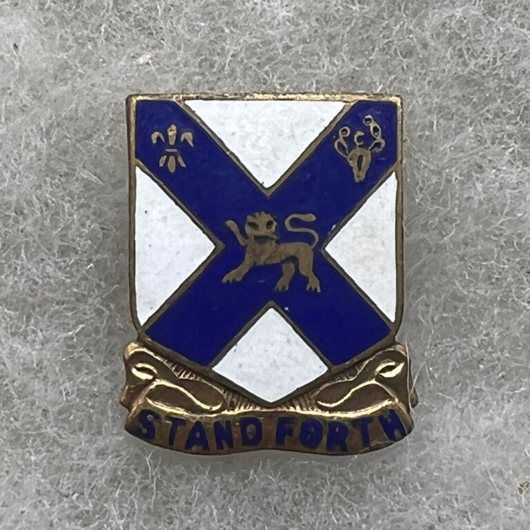 WW2 US Army 102nd Infantry Regiment DUI Screwback – Fitzkee Militaria ...