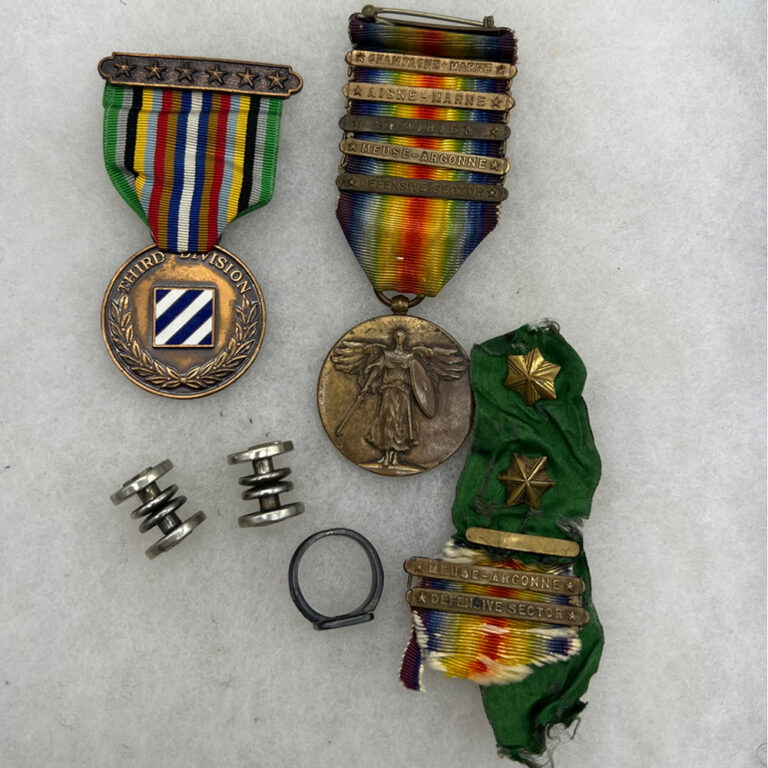 Medals, Pins, Insignia – Fitzkee Militaria Collectibles