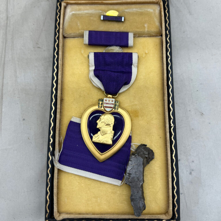 WW2 US Purple Heart Medal Boxed With Shrapnel Piece – Fitzkee Militaria ...