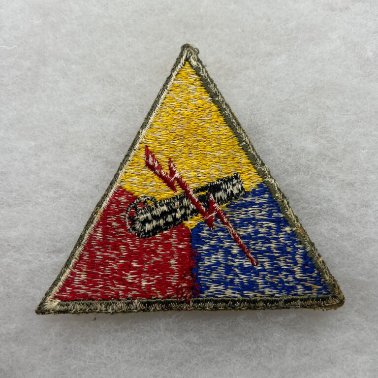 WW2 US Army Armored Triangle Patch Error – Fitzkee Militaria Collectibles