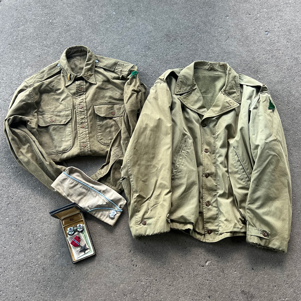 WW2 US Army 361st Infantry Regiment 91st Division Lieutenant Uniform ...