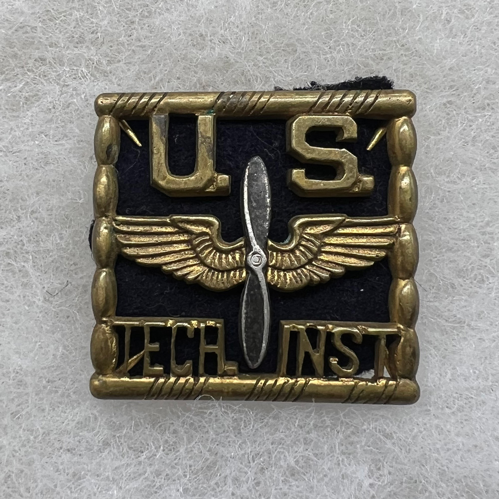 Pins – Fitzkee Militaria Collectibles