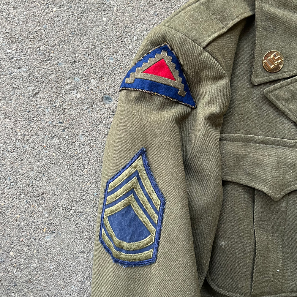 WW2 US Army 58th Armored Field Artillery Ike Jacket And Overseas Cap ...
