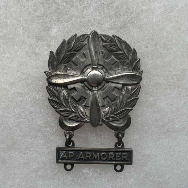 WW2 US Army Air Force Technician Badge With AP Armorer Bar Sterling ...