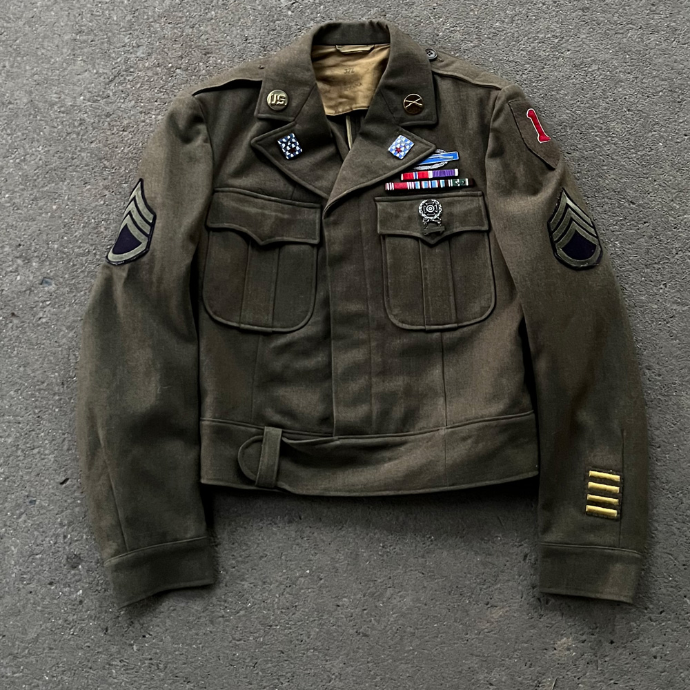 WW2 US Army 16th Infantry Regiment 1st Infantry Division Uniform German ...