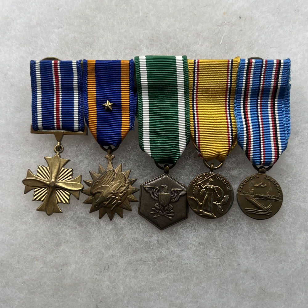 US Distinguished Flying Cross / Air Medal Miniature Medal Bar Rack ...